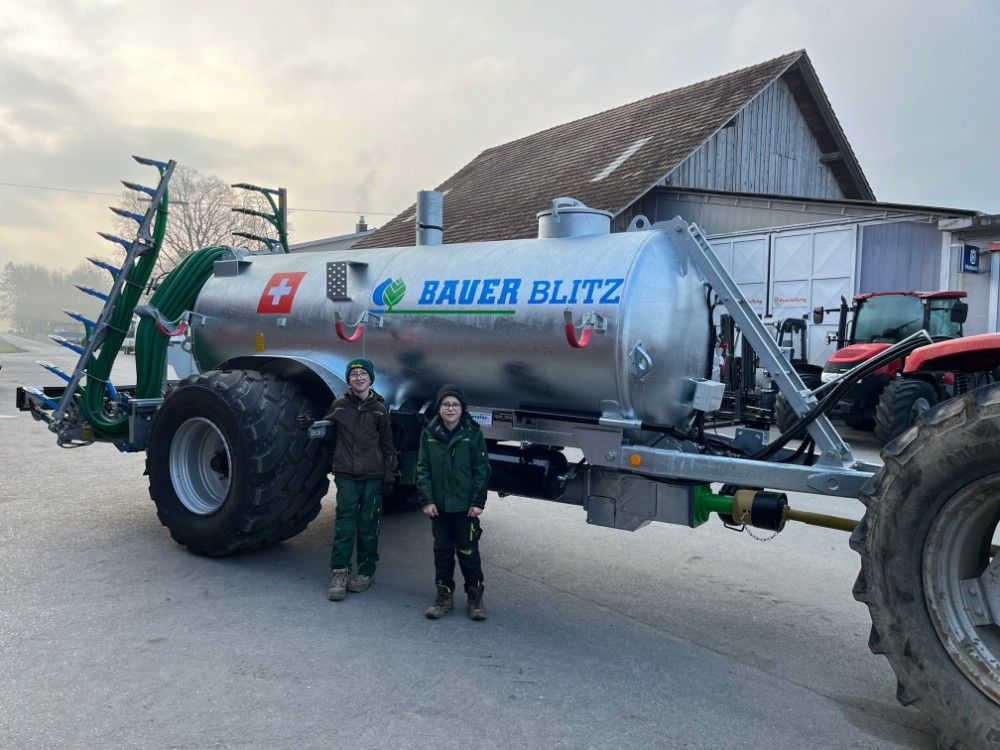 Gerster AG Land- und Kommunaltechnik Benken - Bauer Fass + Bomech ...