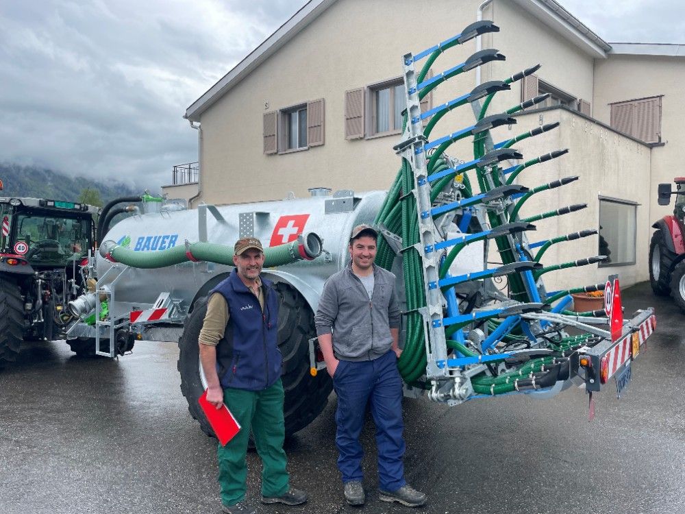 Gerster AG Land- und Kommunaltechnik Benken - Bauer Kombifass + Bomech ...