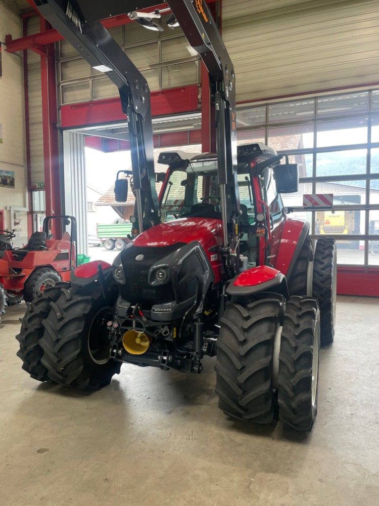 Gerster AG Land- und Kommunaltechnik Benken - Lindner Lintrac 100