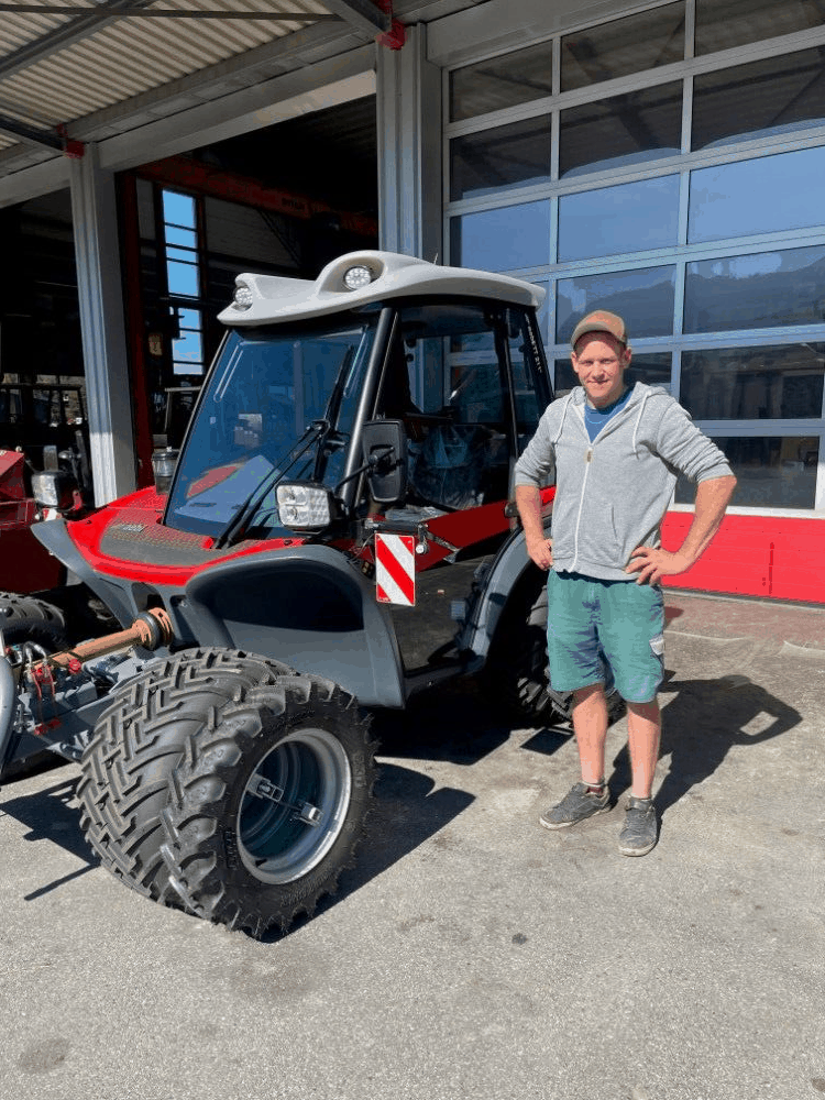 Gerster AG Land- und Kommunaltechnik Benken - Aebi Terratrac TT 211+